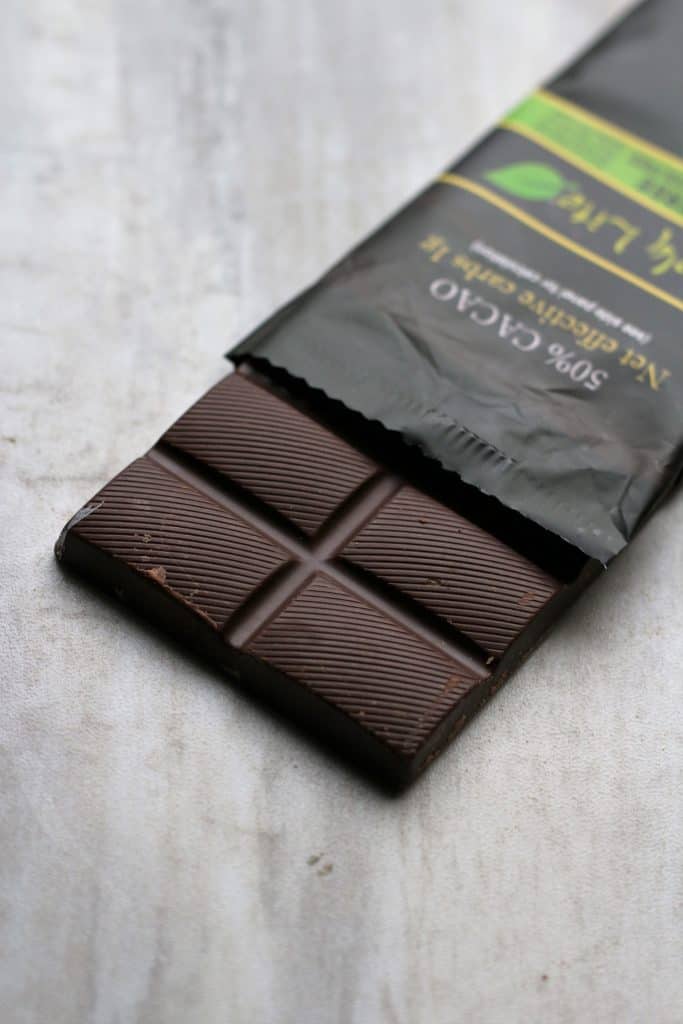 Simply Lite Dark Chocolate Bar - BecomeBetty.com